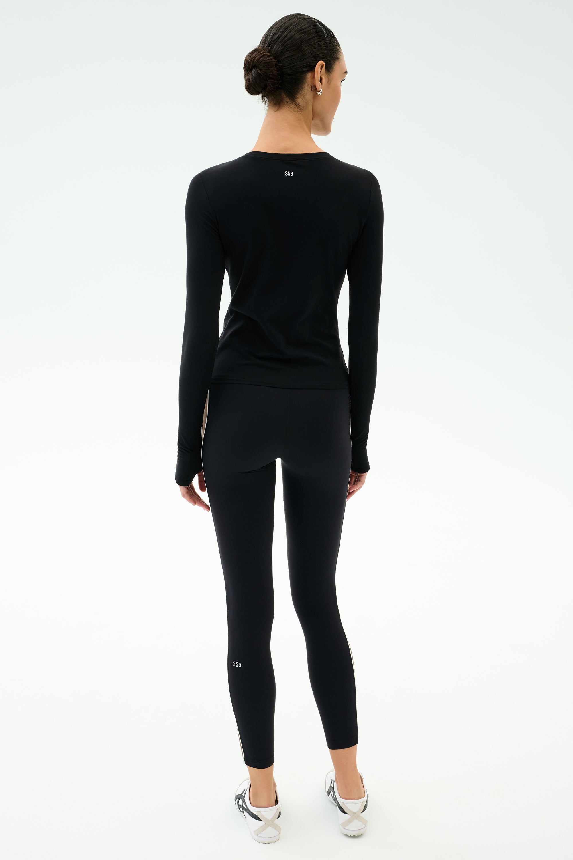 Airweight Lite Long Sleeve Waist Length - Black – SPLITS59